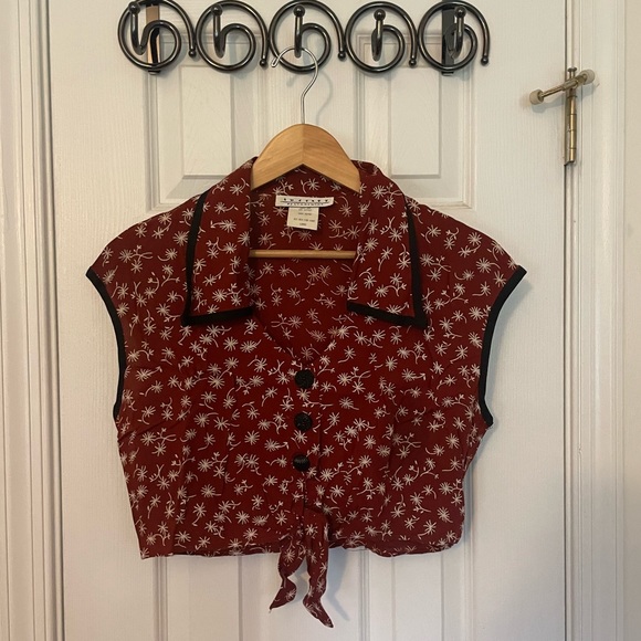 Vintage | Tops | Vintage Maroon Dandelion Print Crop Top | Poshmark